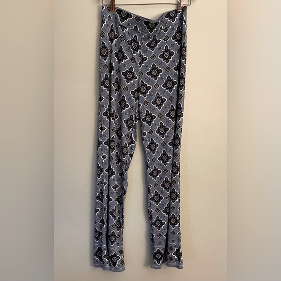 Max Edition | Pants & Jumpsuits | Nwot Max Edition Pull On Print Pants ...